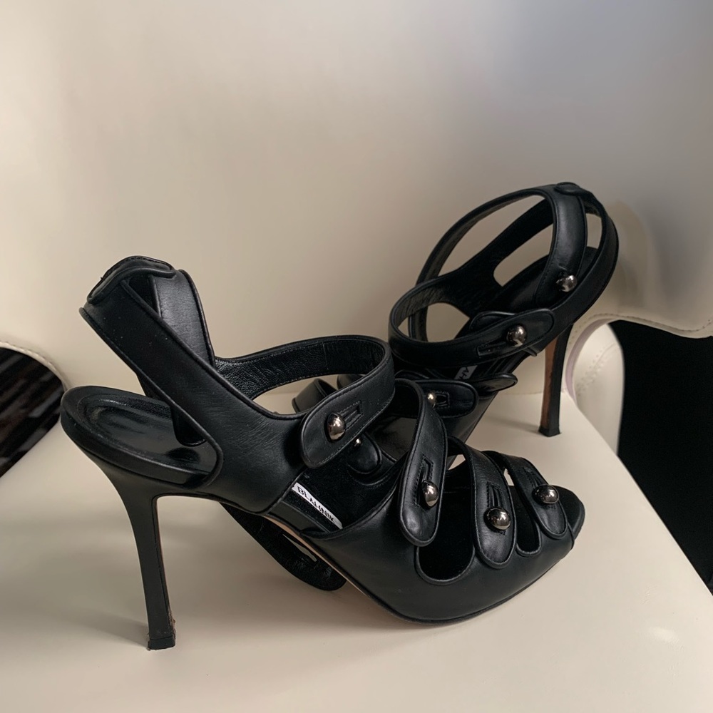 Manolo Blahnik Gladiator Multi Strap Heels - Gem
